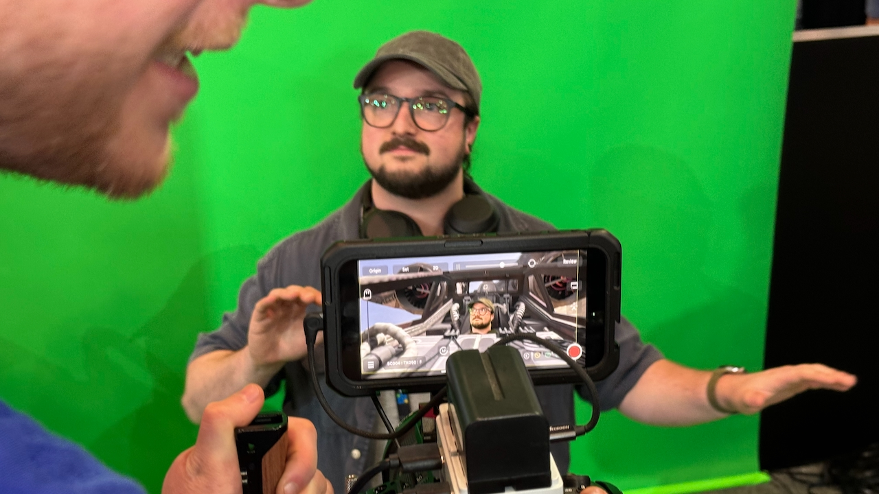 Lightcraft’s Jetset virtual production solution using SeeMo + iPhone - Newsshooter