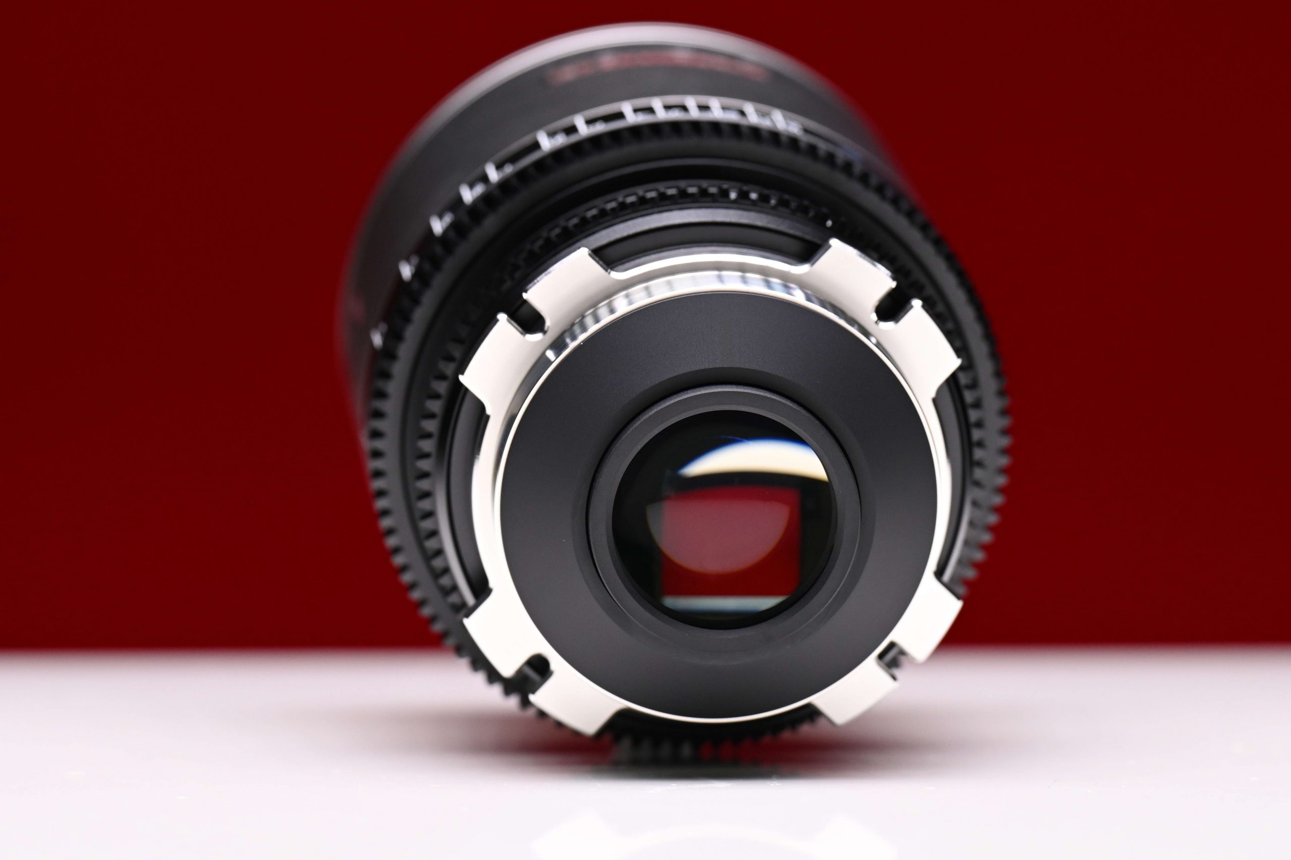 Blazar Remus S35 35mm T1 6 1 5x Anamorphic lens 7144 - Newsshooter