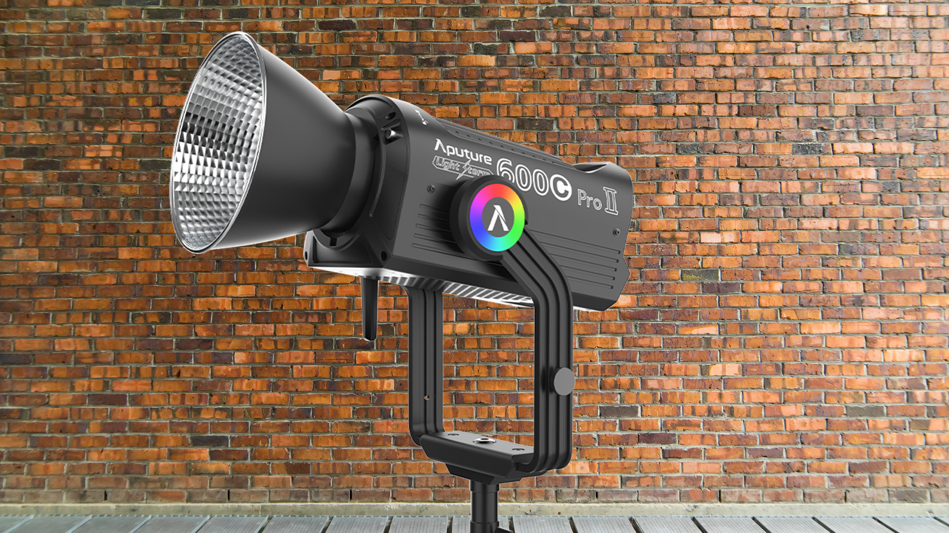 Aputure Releases LS 600c II– Brighter & IP54 Weather Rating - Newsshooter