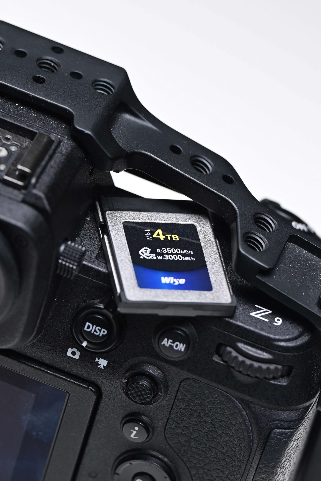 Wise Advanced MEGA 4TB CFexpress 4.0 Type B Mk-II Card Review - Newsshooter