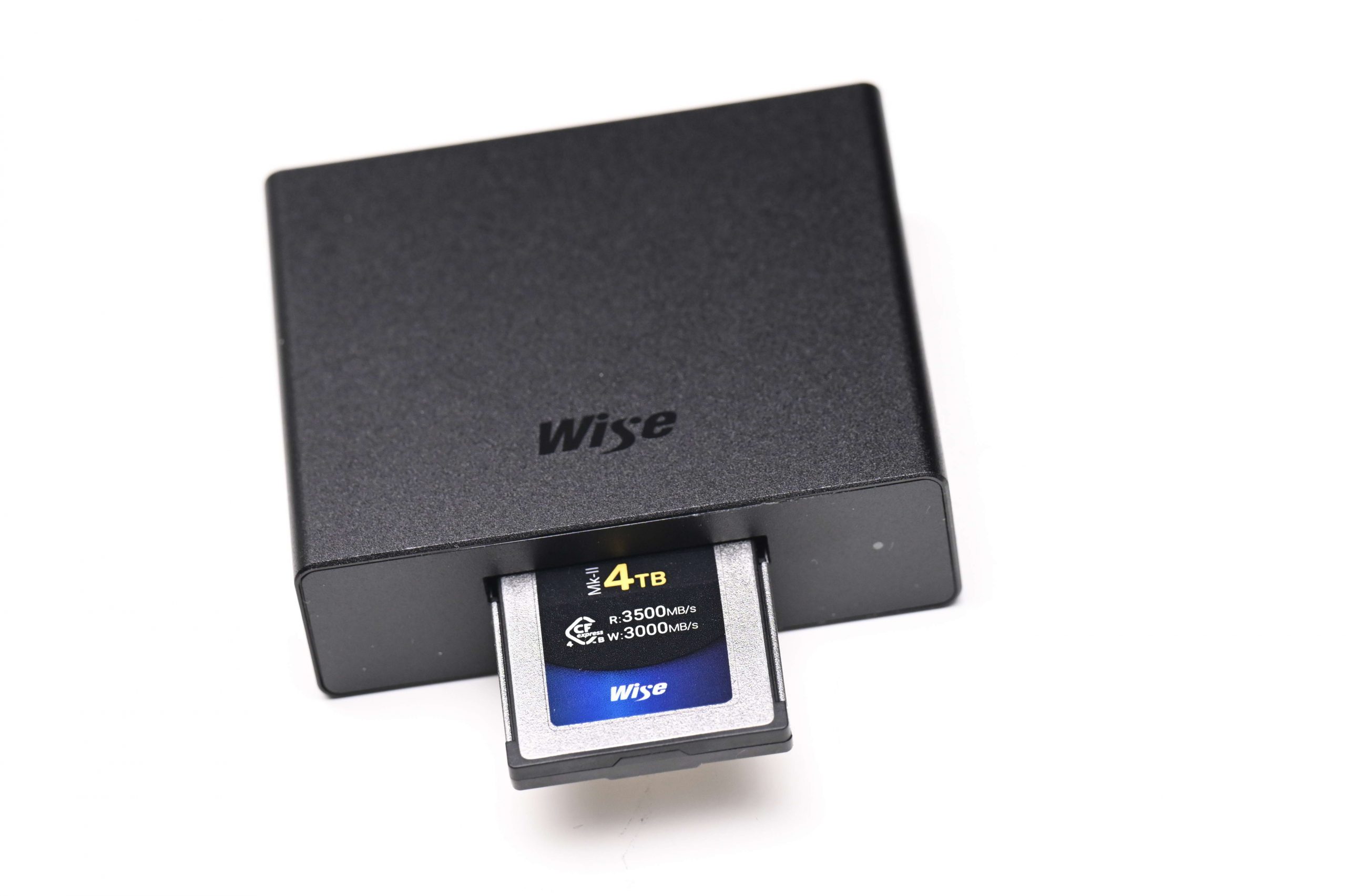 MEGA 4TB 7106 - Newsshooter