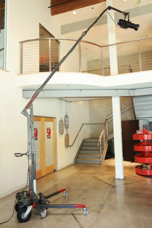 Matthews Studio Equipment Middle MAX Menace Arm - Newsshooter