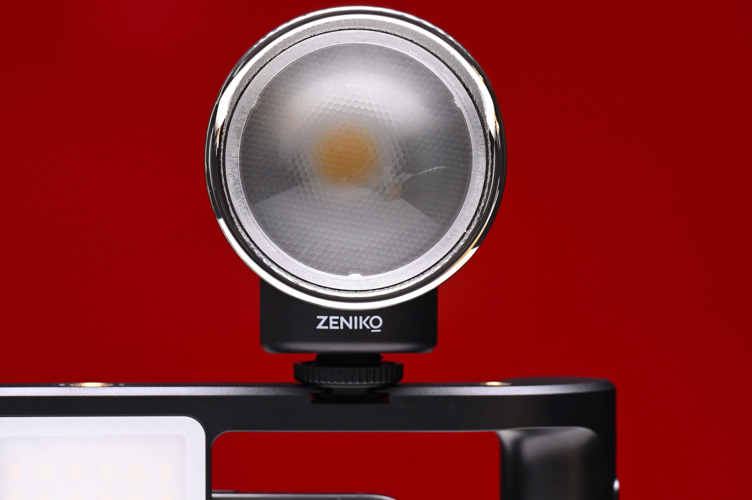 ZENIKO Rig 7247 - Newsshooter