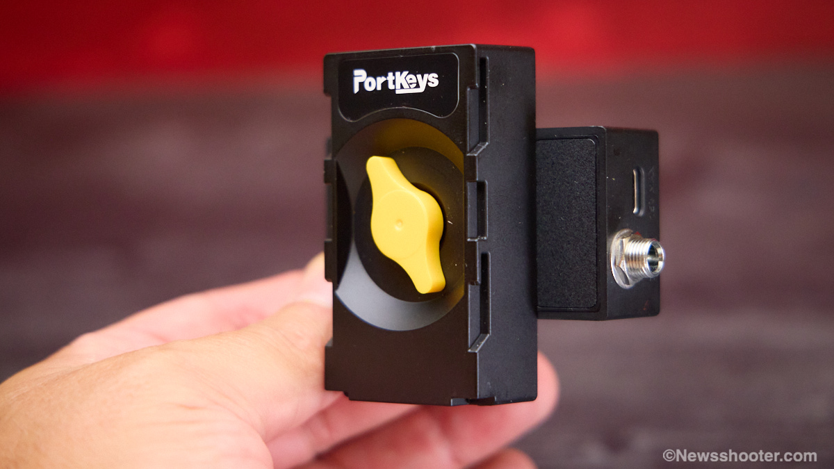 Portkeys BD1 Dummy Battery Makes Mounting & Powering a Wireless TX Easier - Newsshooter