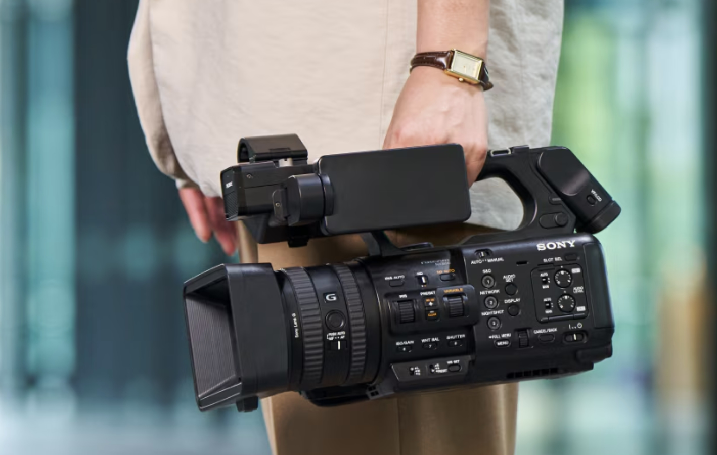 Sony PXW-Z200 & HXR-NX800 - Newsshooter