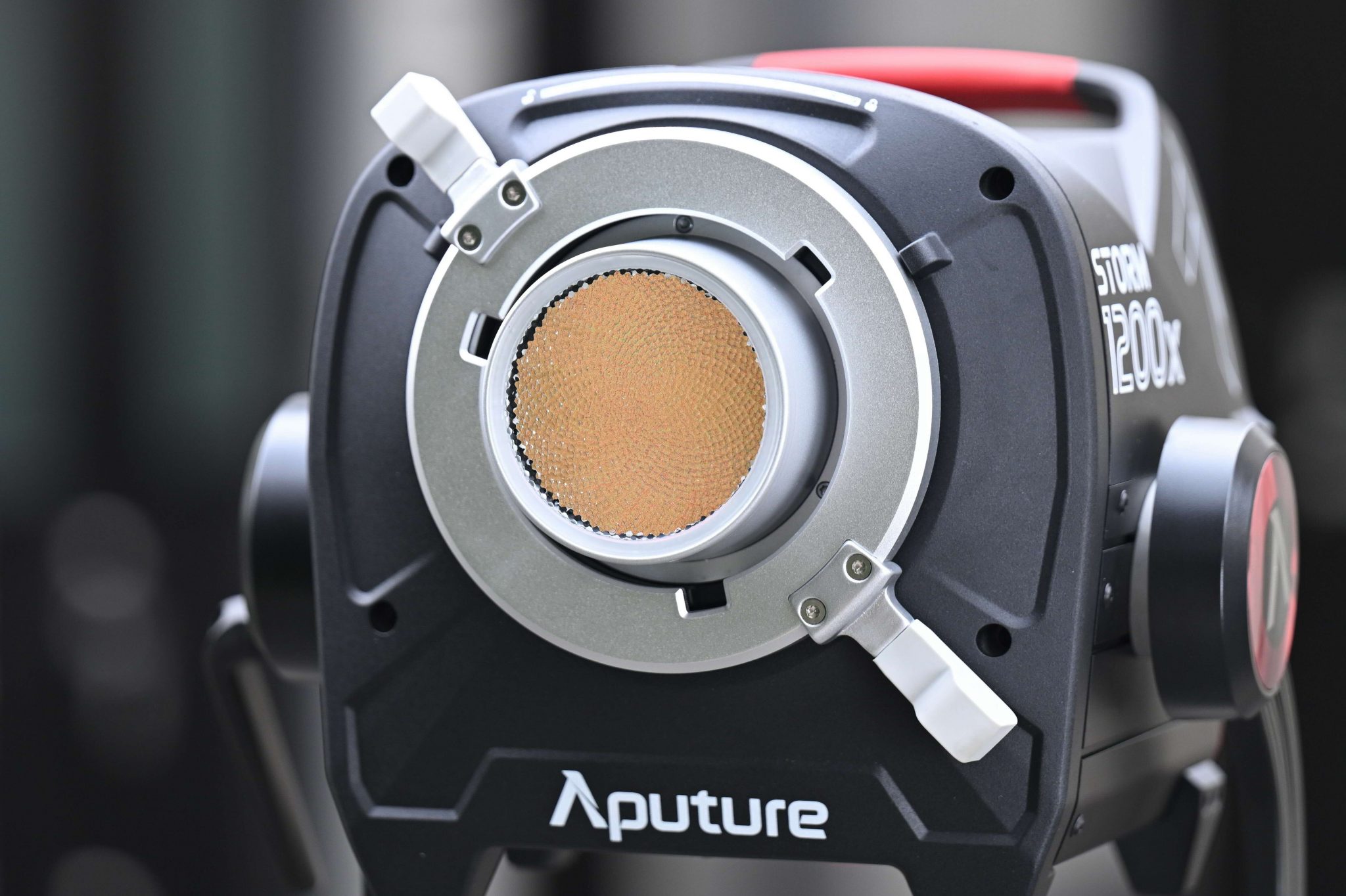 Aputure STORM 700x Product Walkthrough - Newsshooter