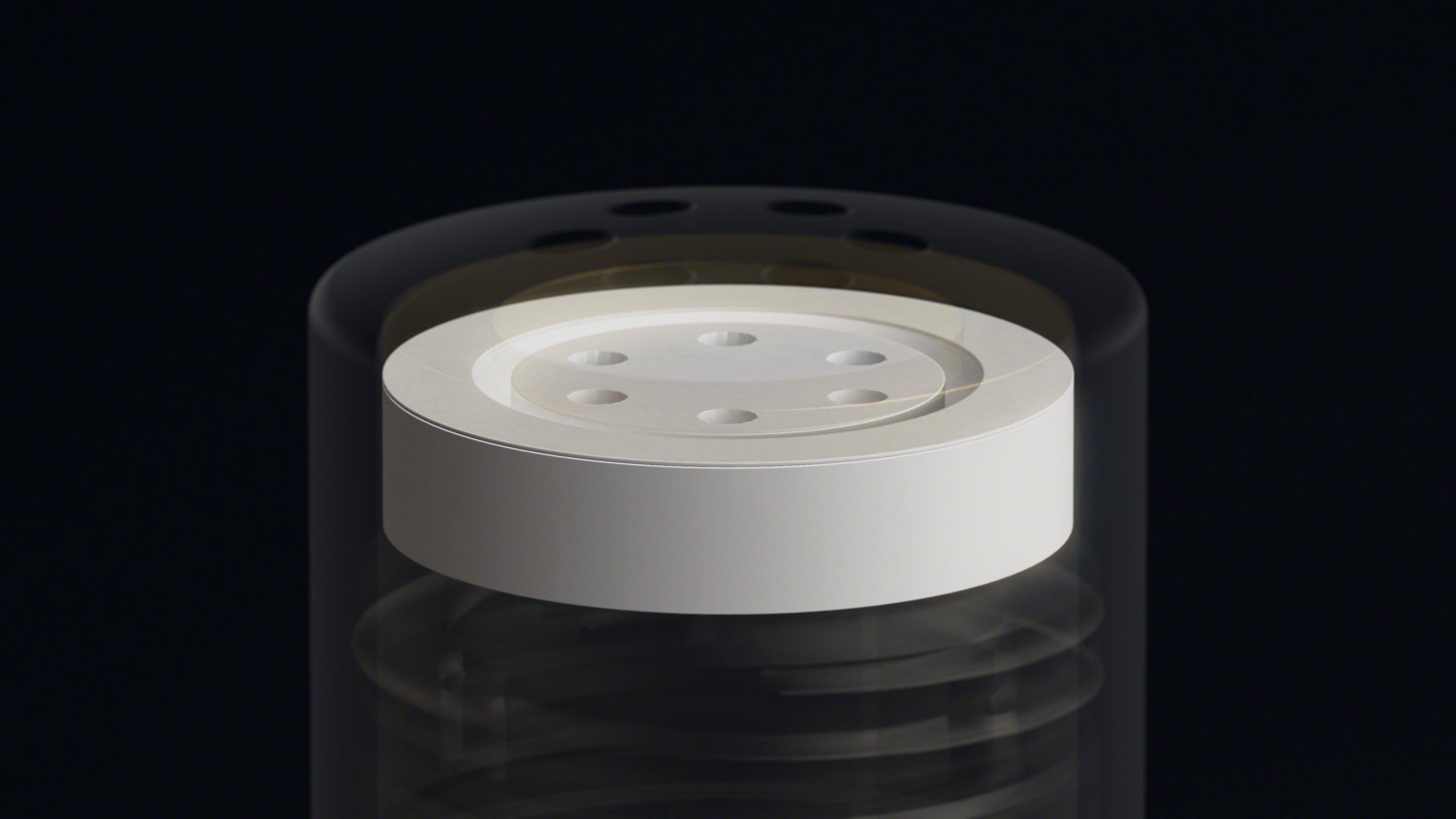 ECM L1 Ceramic back plate - Newsshooter