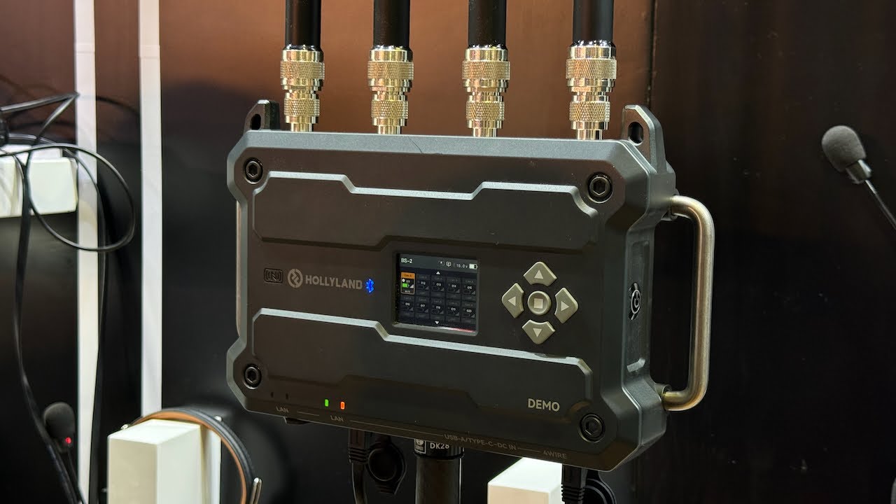 Hollyland Solidcom C1 Pro Roaming Hub First Look - Newsshooter