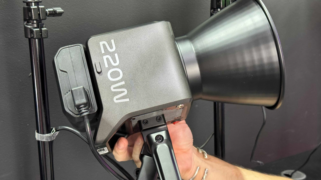 SmallRig RC 100B & 220B Pro First Look - Newsshooter