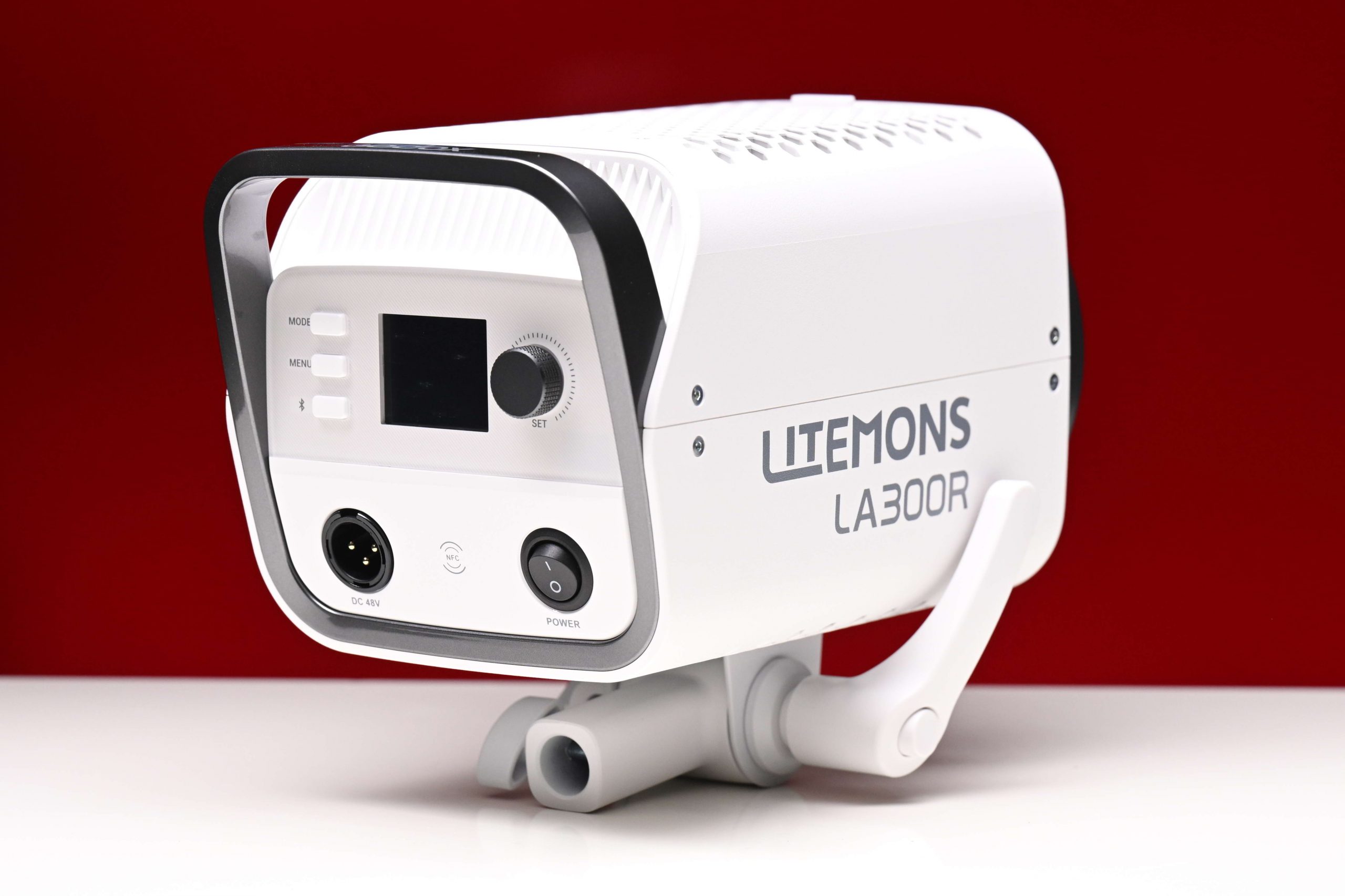 Godox Litemons LA300R Review - Newsshooter