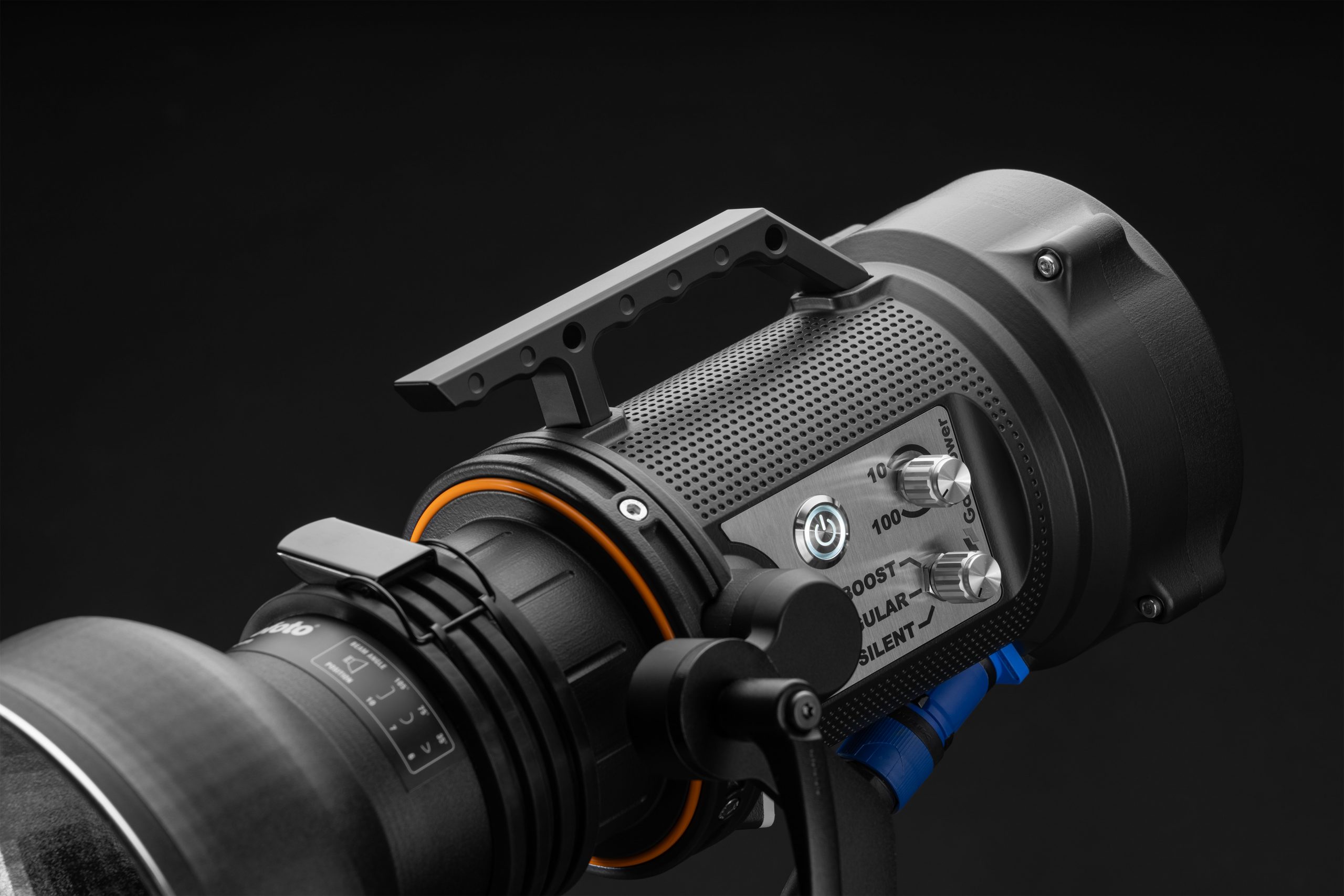 Maxima 6 Mk II ControlPanel 0893 - Newsshooter