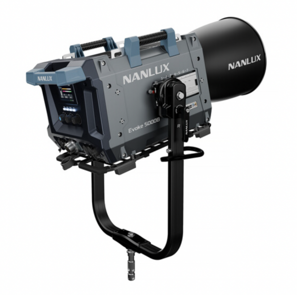 Nanlux Evoke 5000B– the world's first 5000W Stormproof LED bi-color ...