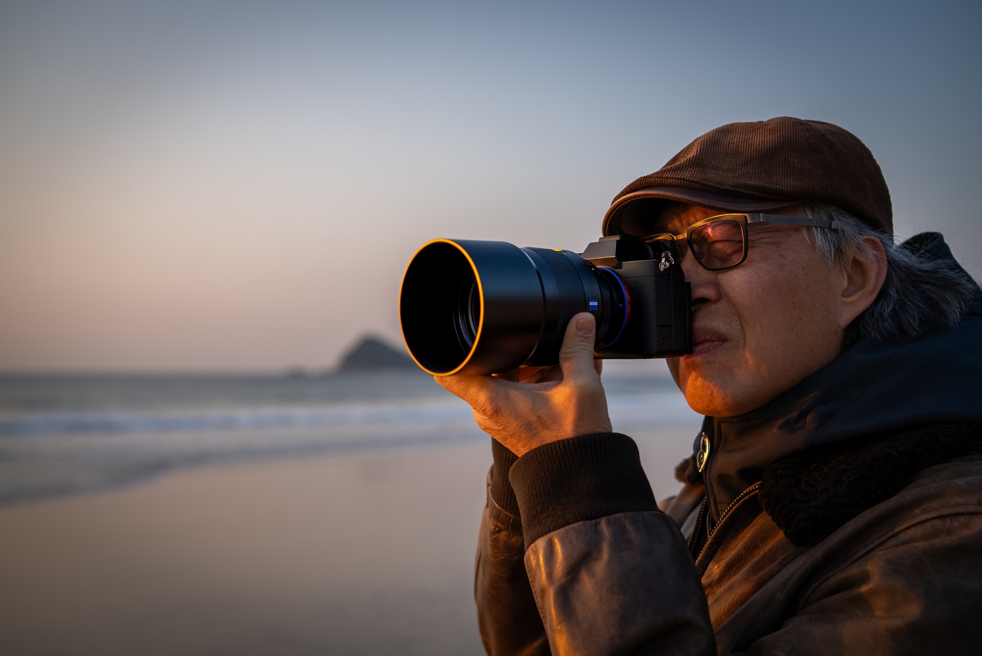 ZEISS Otus ML 85mm in use 1 - Newsshooter