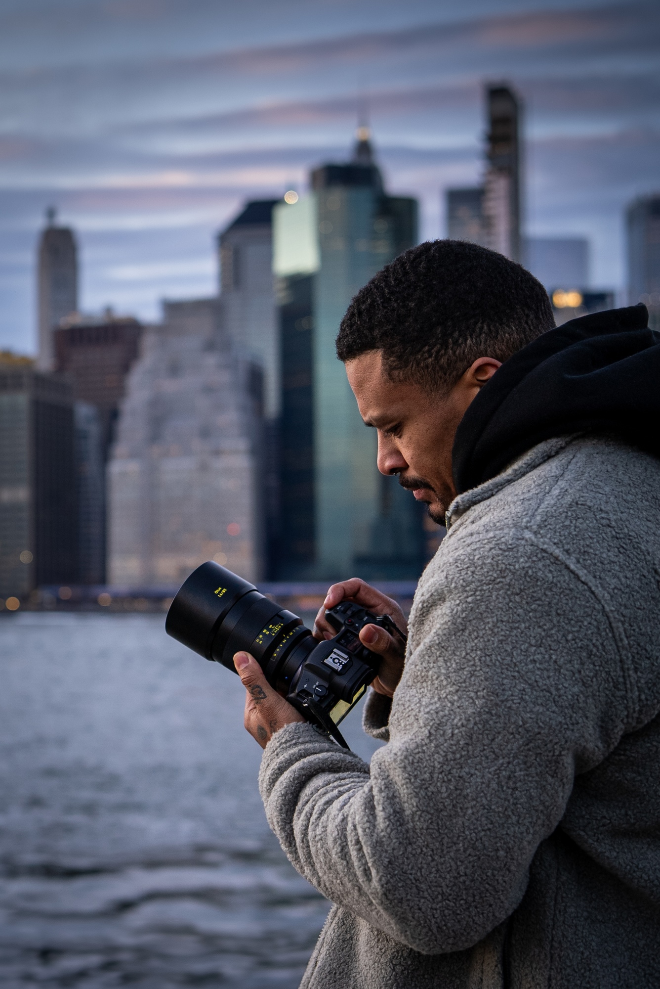 ZEISS Otus ML 85mm in use Noah 1 - Newsshooter