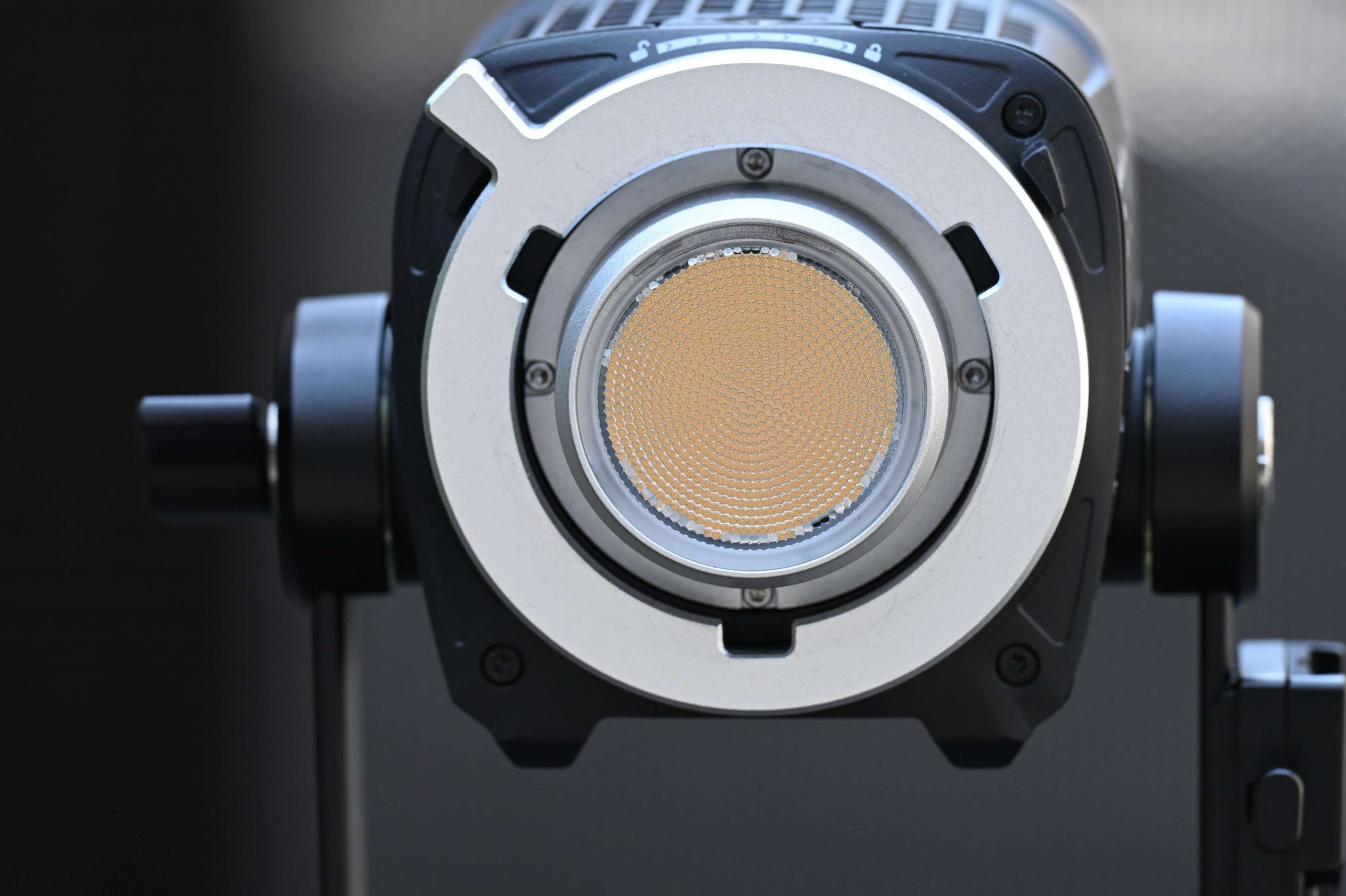 Aputure STORM 80c Review - Newsshooter