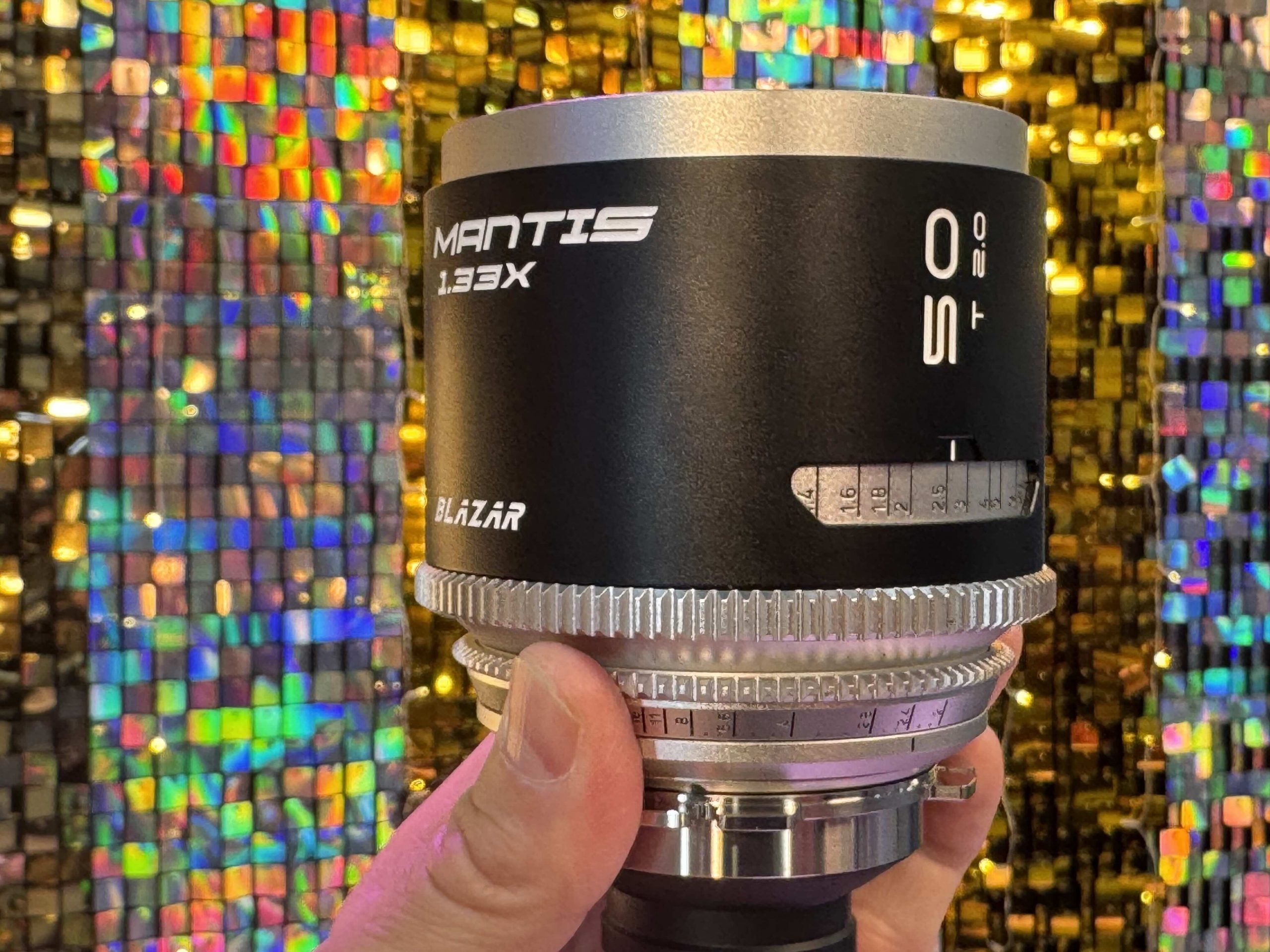 Blazar Lens Mantis 1.33x Anamorphic Lenses First Look - Newsshooter