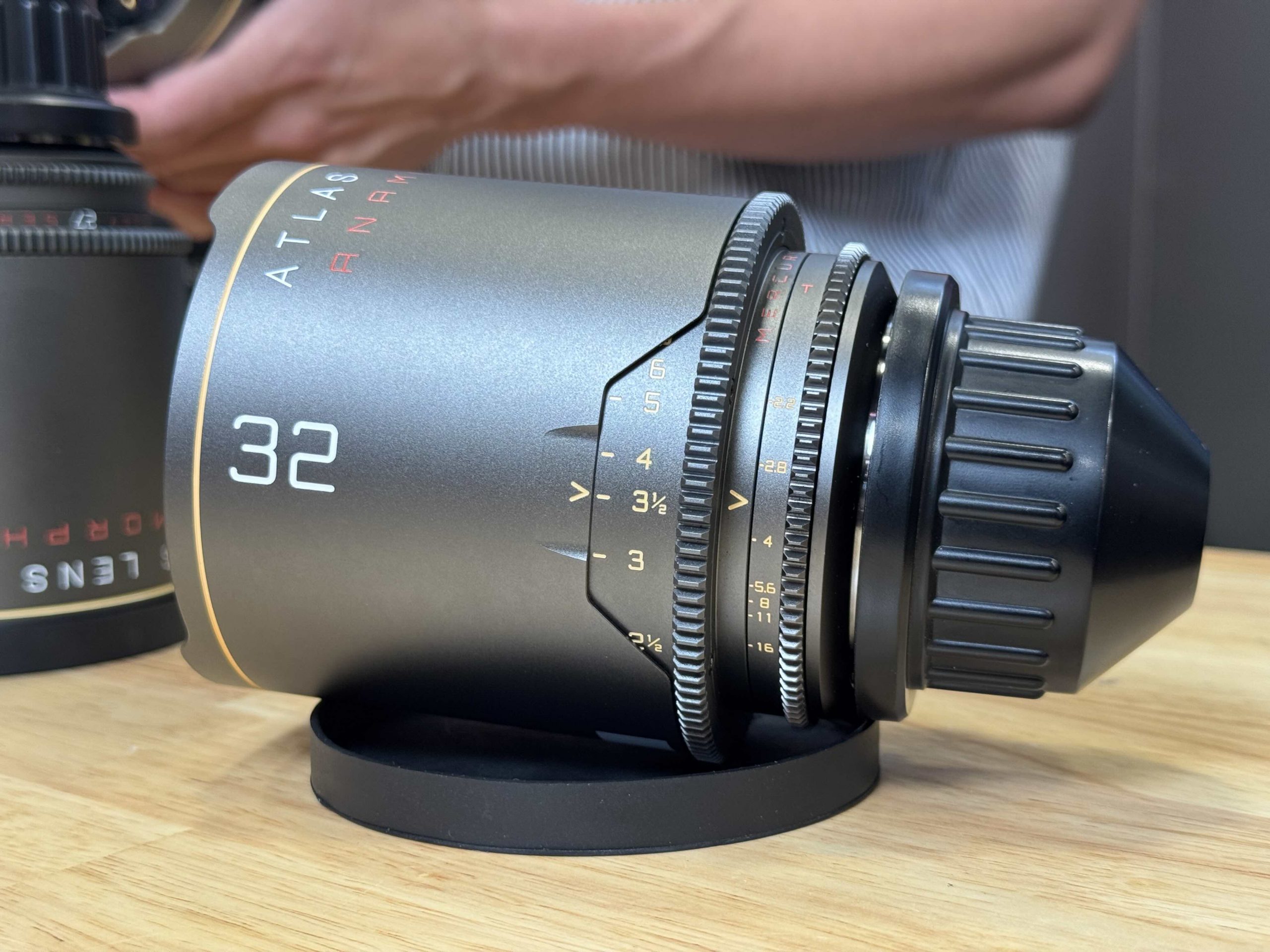 Atlas Lens Co. 24mm T2.2, 27mm T2.2, & 32mm T2.2 Mercury 1.5x ...