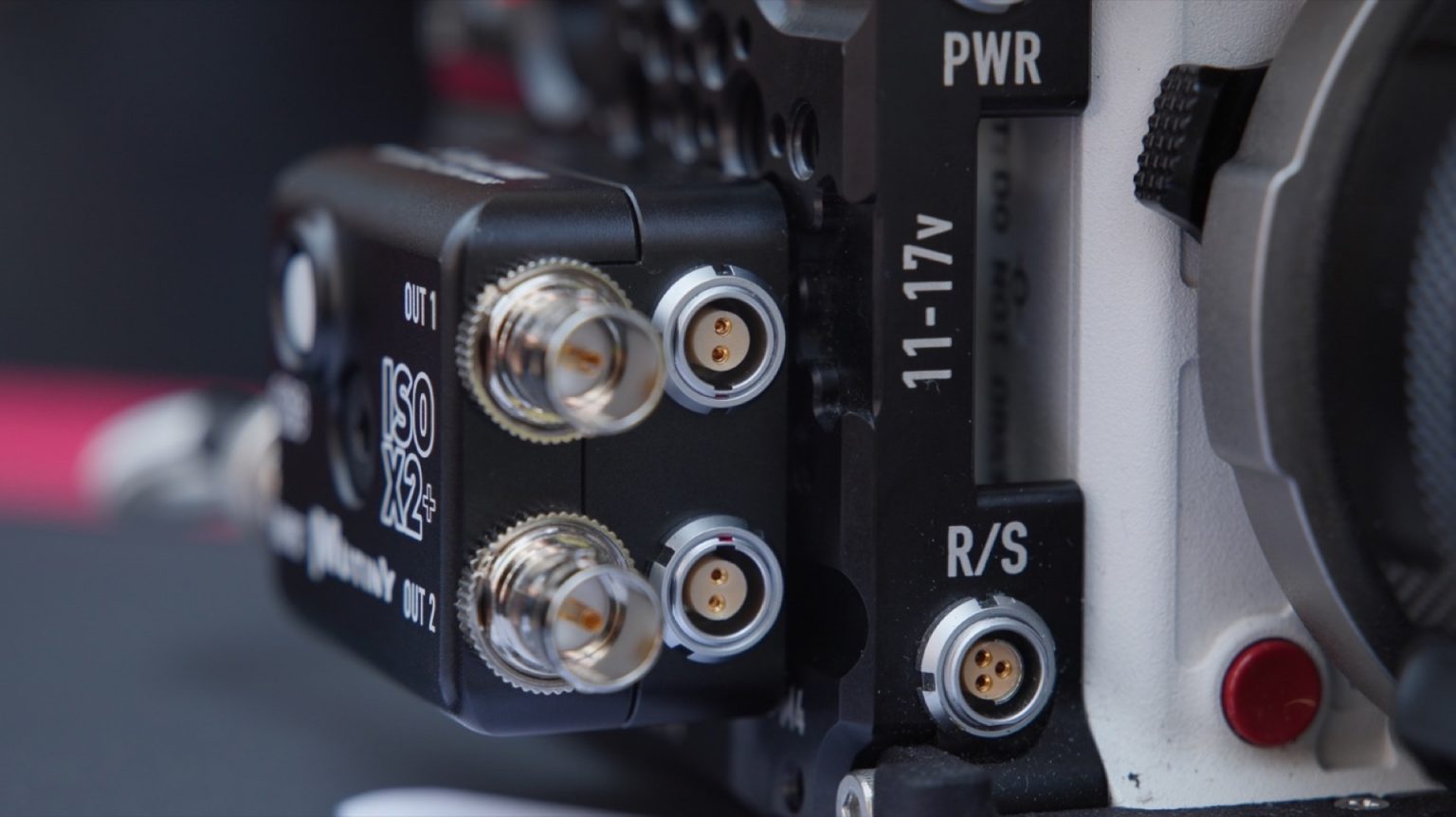 Mutiny ISO X2 AND ISO X2+ Video distribution amplifier with a 12G ...
