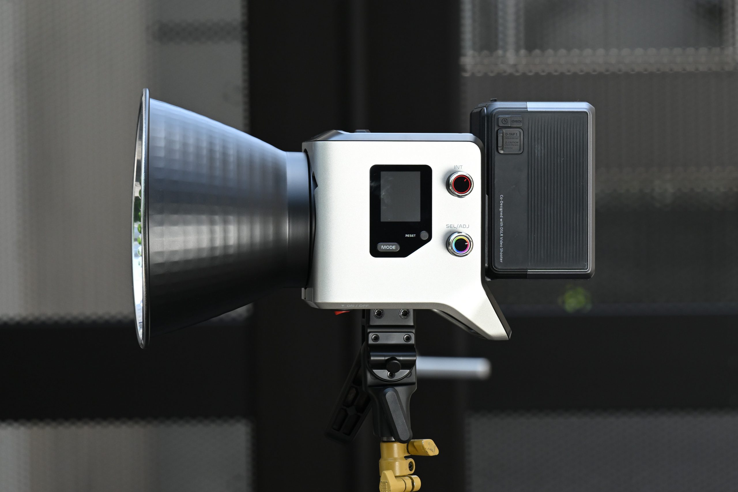 SmallRig RC 220C RGB 02 - Newsshooter