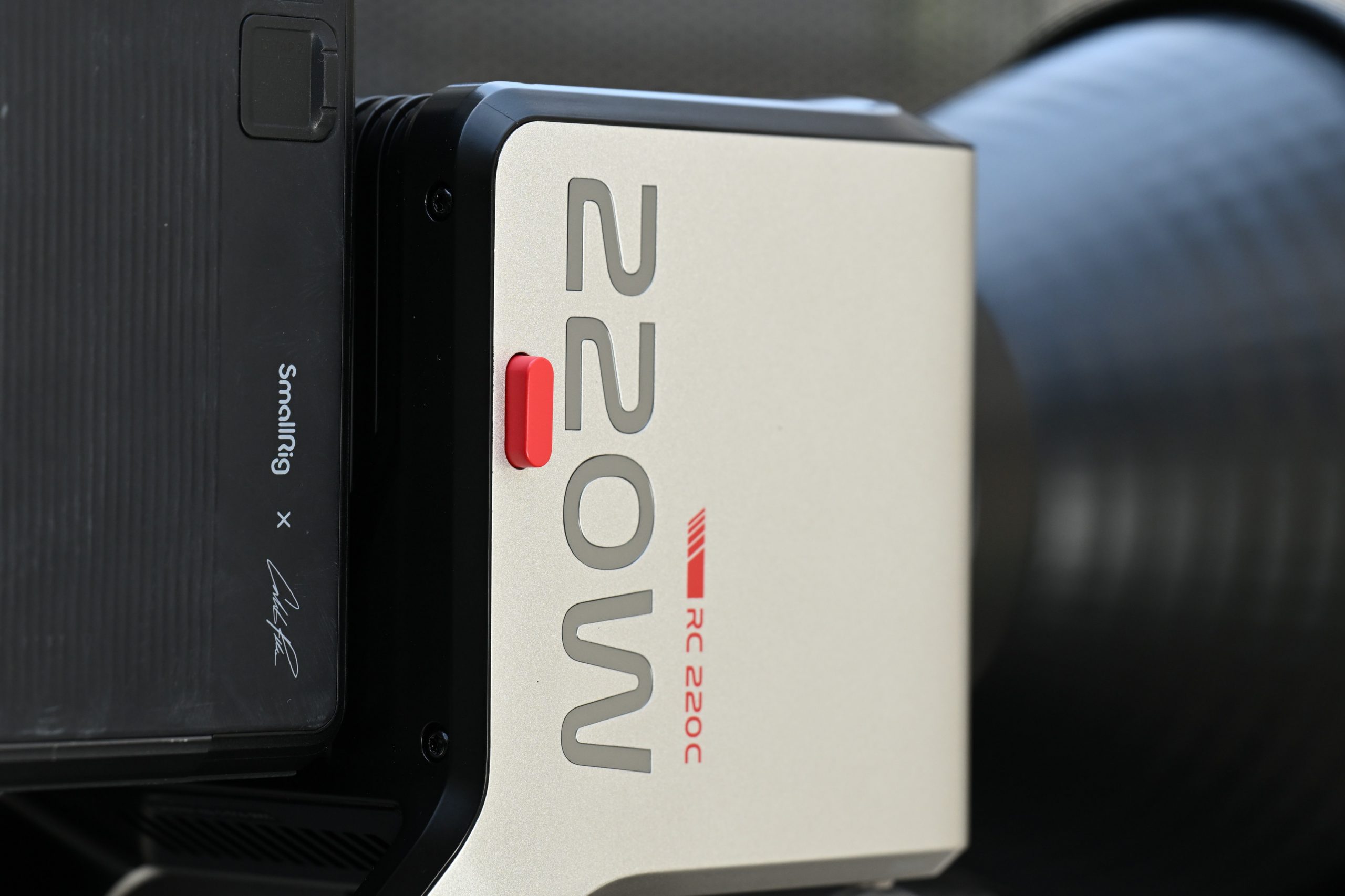 SmallRig RC 220C RGB 14 - Newsshooter