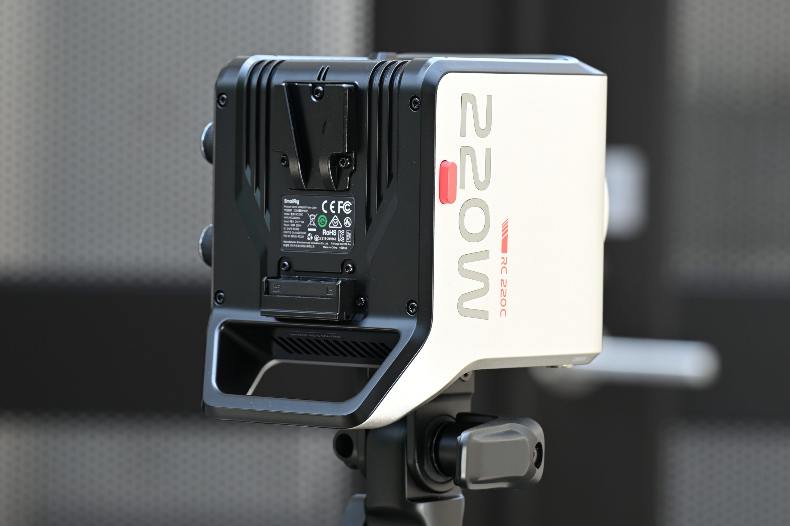 SmallRig RC 220C RGB 44 - Newsshooter