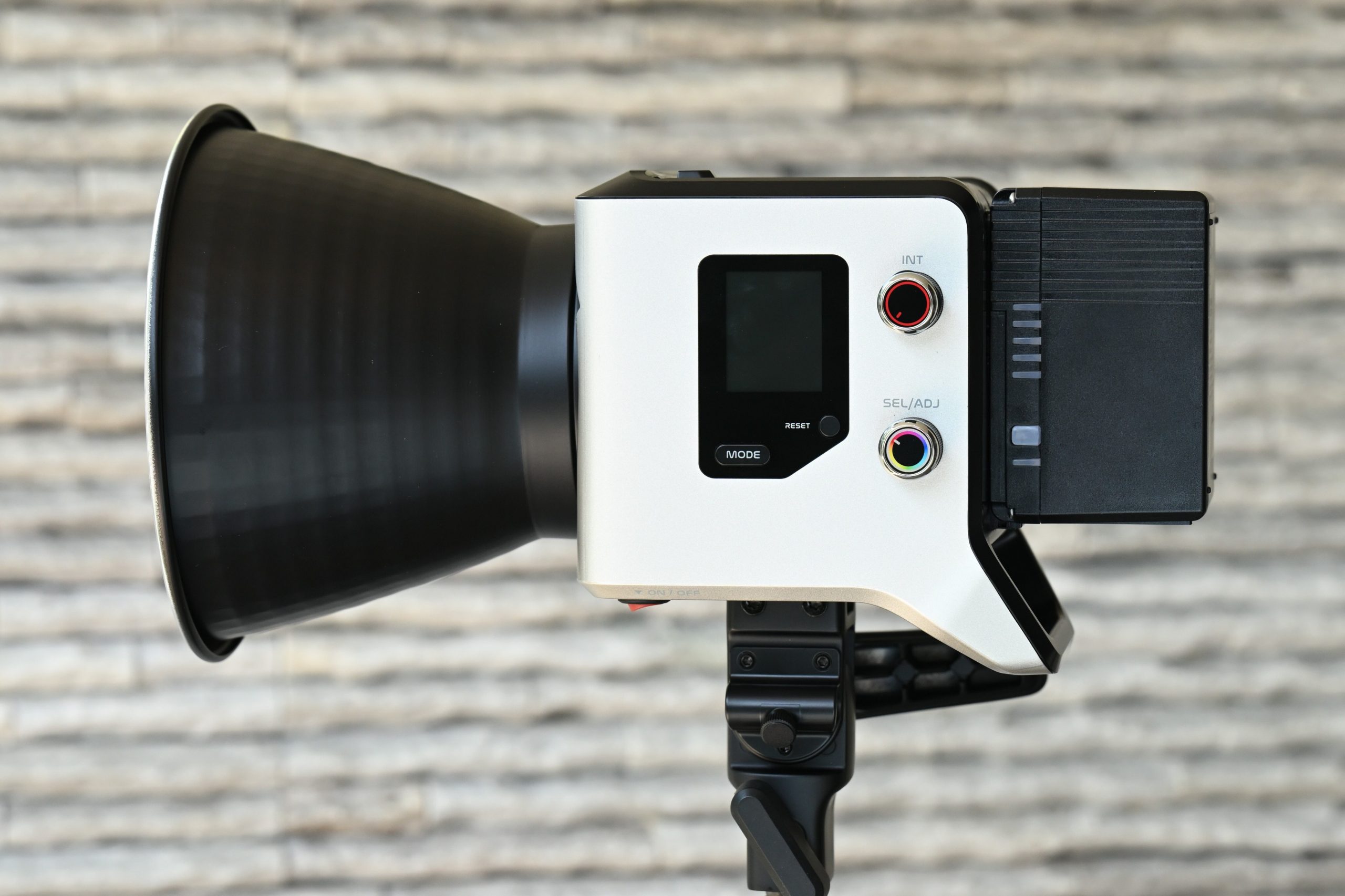 SmallRig RC 220C RGB 74 - Newsshooter