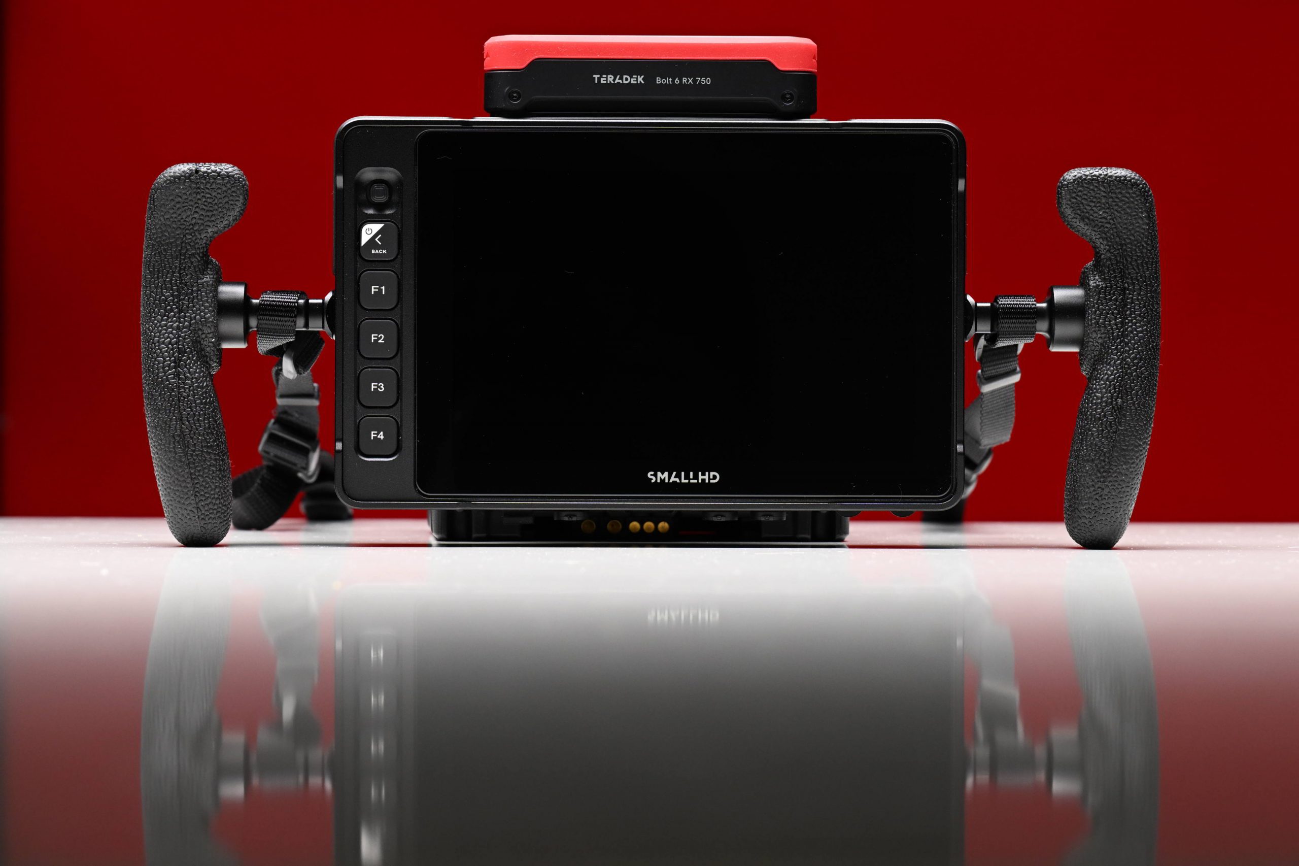 Hollyland PYRO 5 Review - Newsshooter