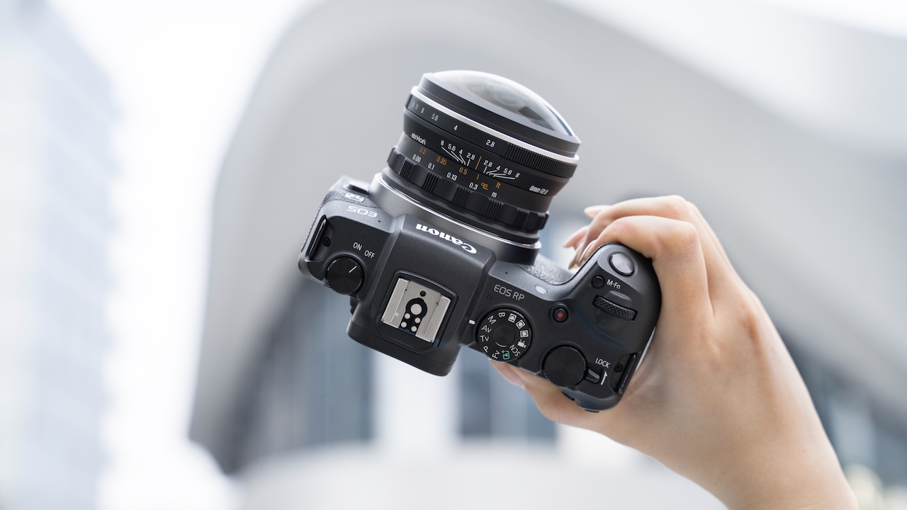 AstrHori 6mm F2.8 full-frame circular fisheye lens - Newsshooter