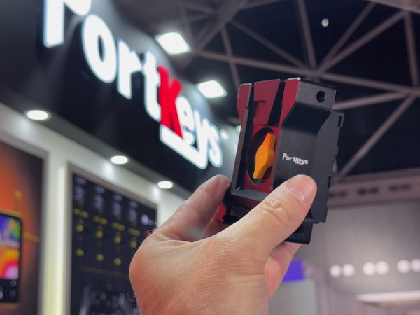 Portkeys BD3 & BD4 Power Adapters at IBC 2025 - Newsshooter