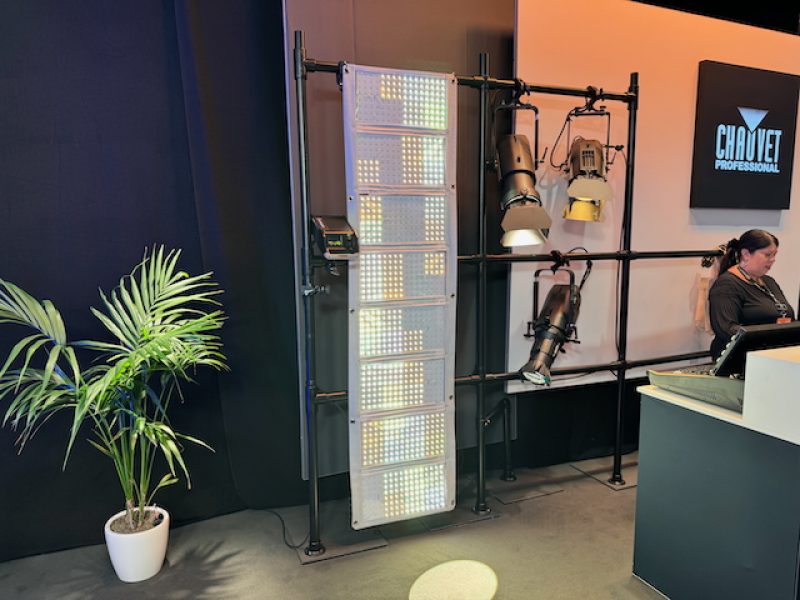 Litegear LiteTile Spectrum 8 Foldable RGB LED Light Panel Kit First ...