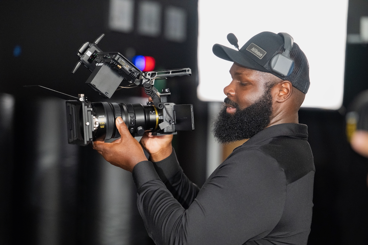 JS P ZR USDD NI 04 - Newsshooter