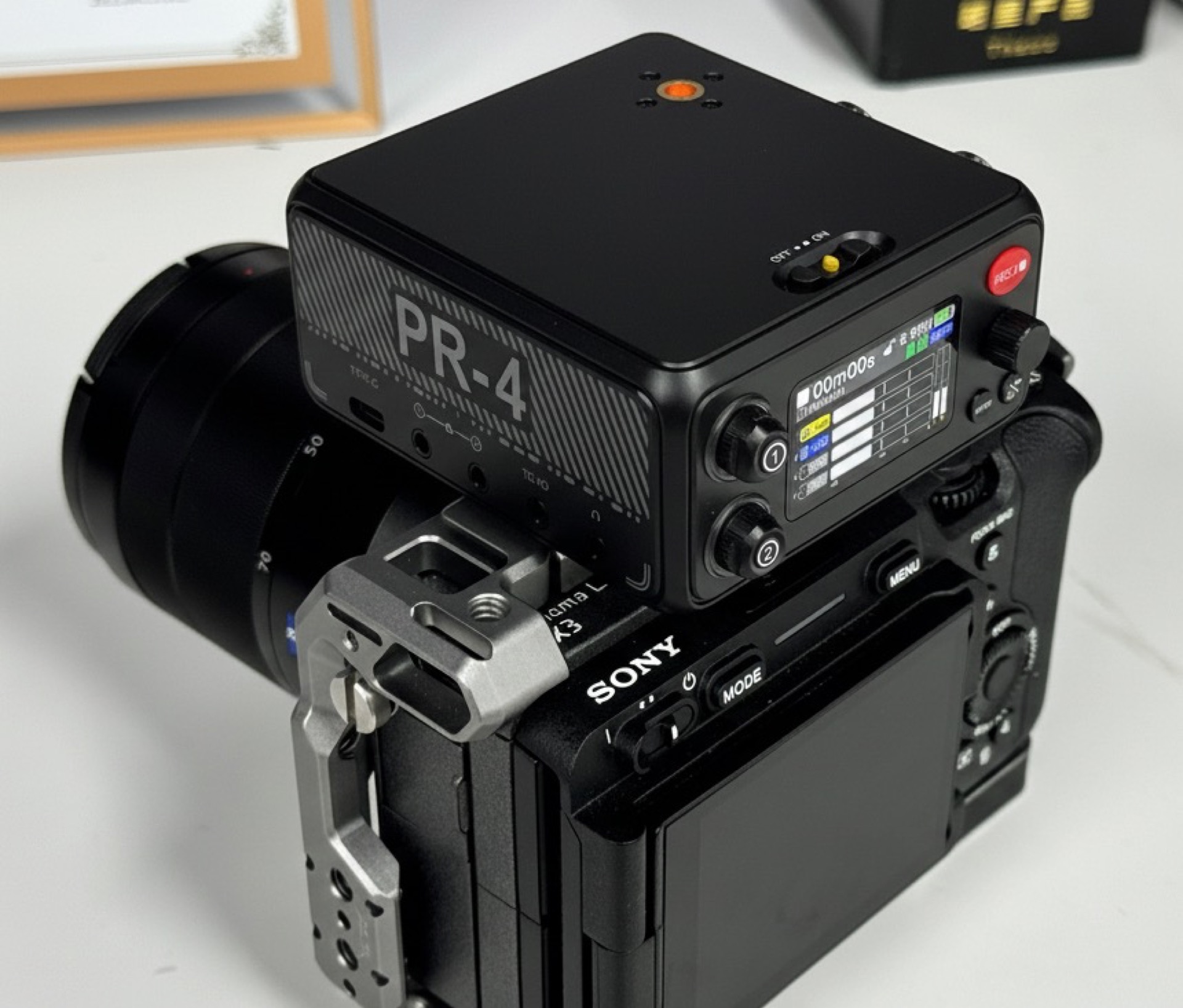 PR 4 on camera - Newsshooter