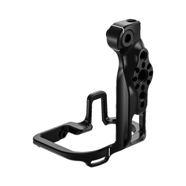 50 A01105 Cage Grip Three Quarters Back - Newsshooter