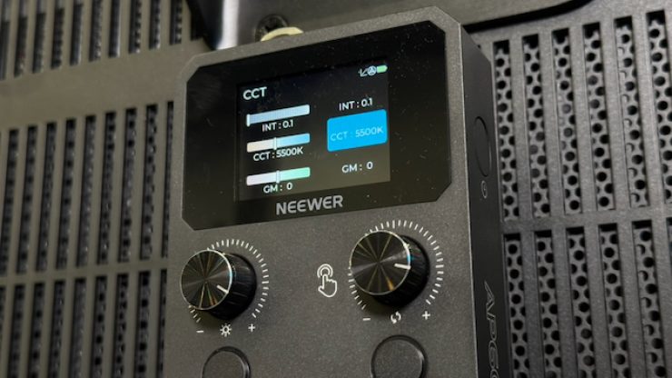 NEEWER AP600C Full Color Panel Light first look at NAB 2026 - Newsshooter