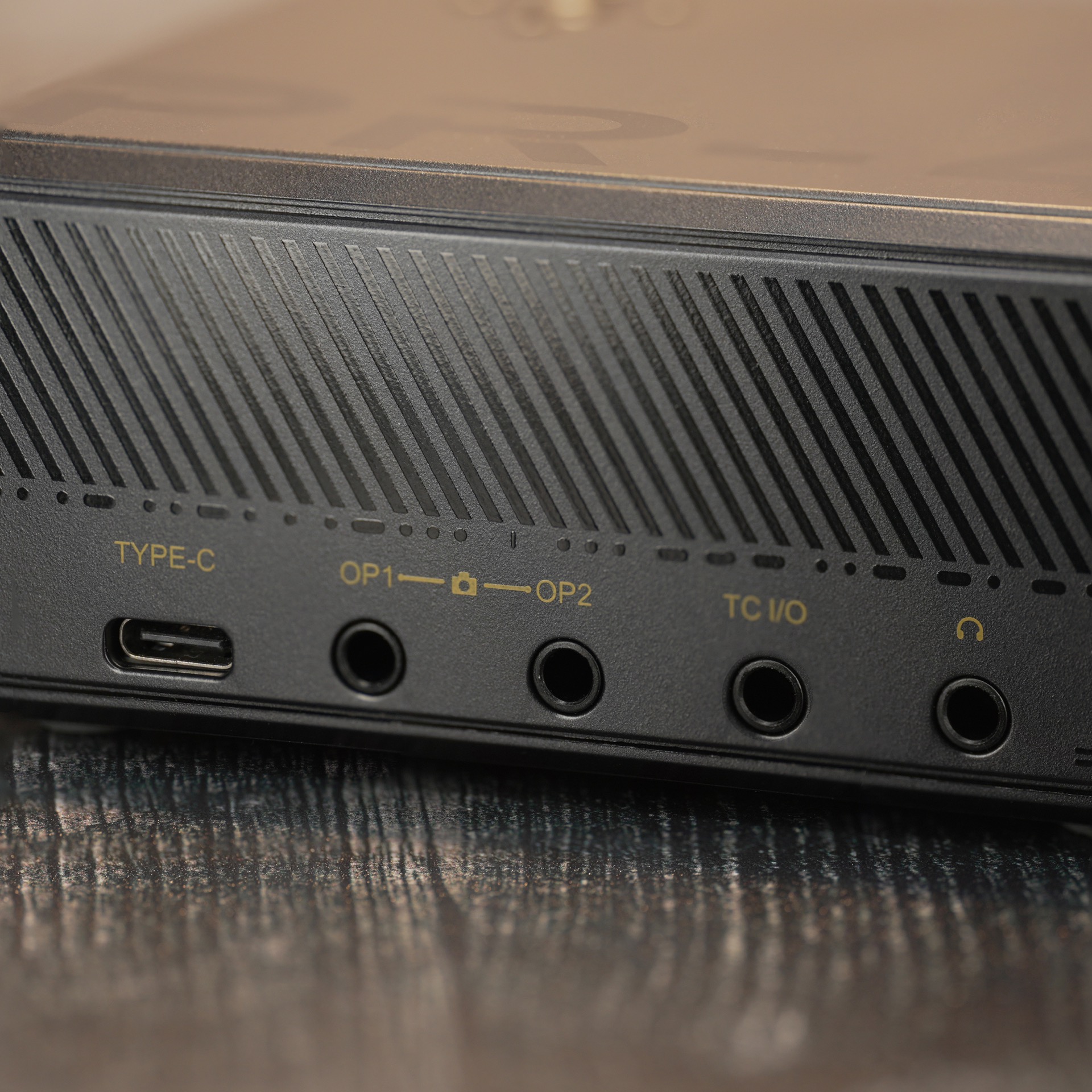 Deity Announces PR-4 Compact Field Recorder - Newsshooter
