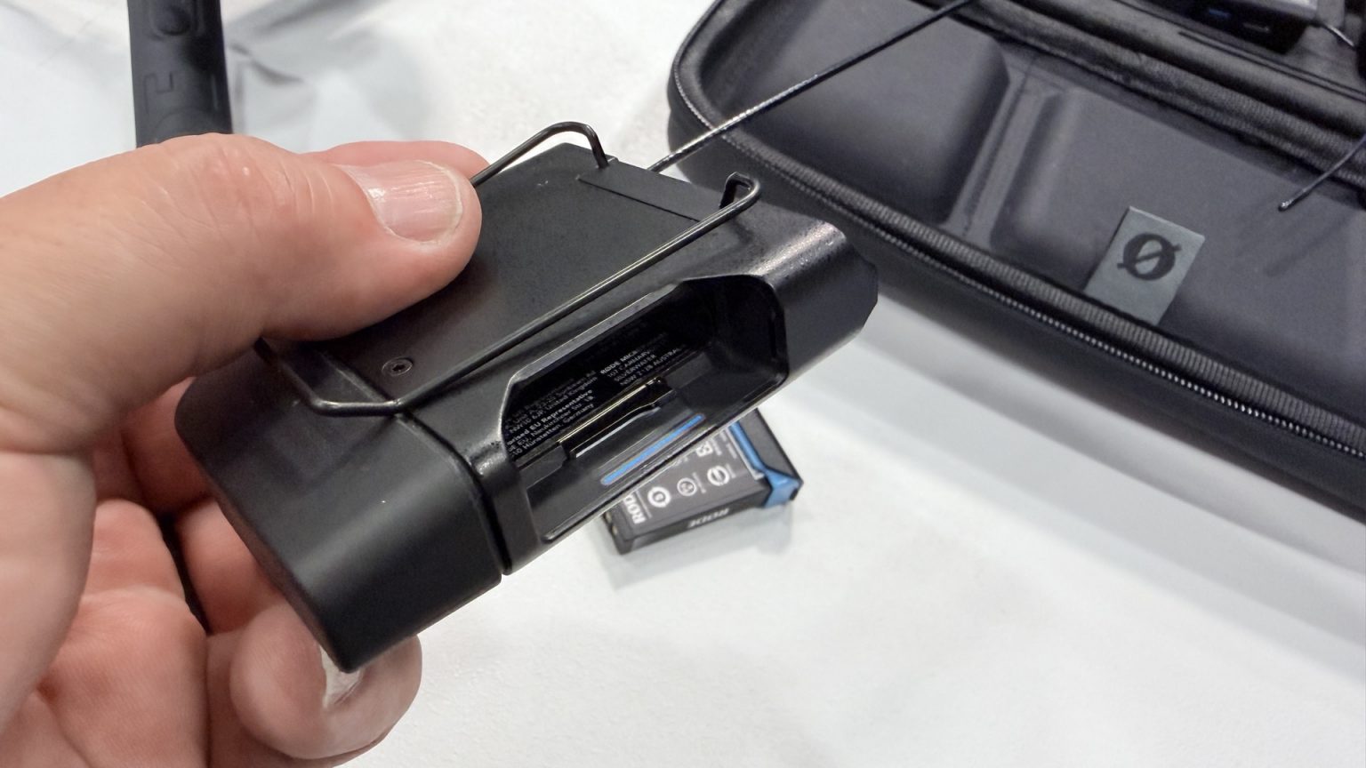 RØDELink II UHF Wireless System - First Look NAB 2026 - Newsshooter