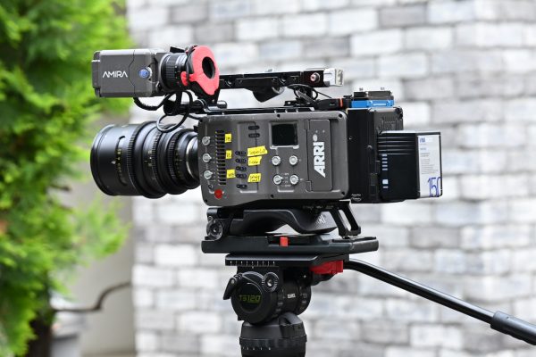 TERIS TS120CF-Q Fluid Head Tripod Kit Review - Newsshooter
