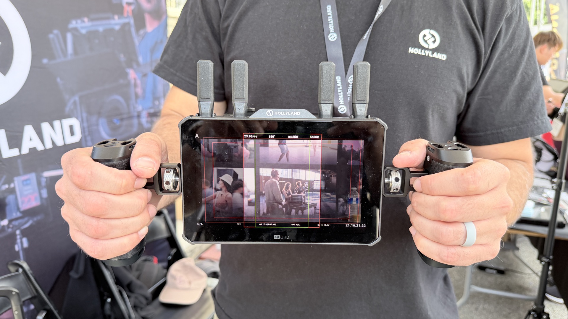 Hollyland Pyro 7 Ultra 7" Wireless Monitor Introduced at Cine Gear 2026 ...