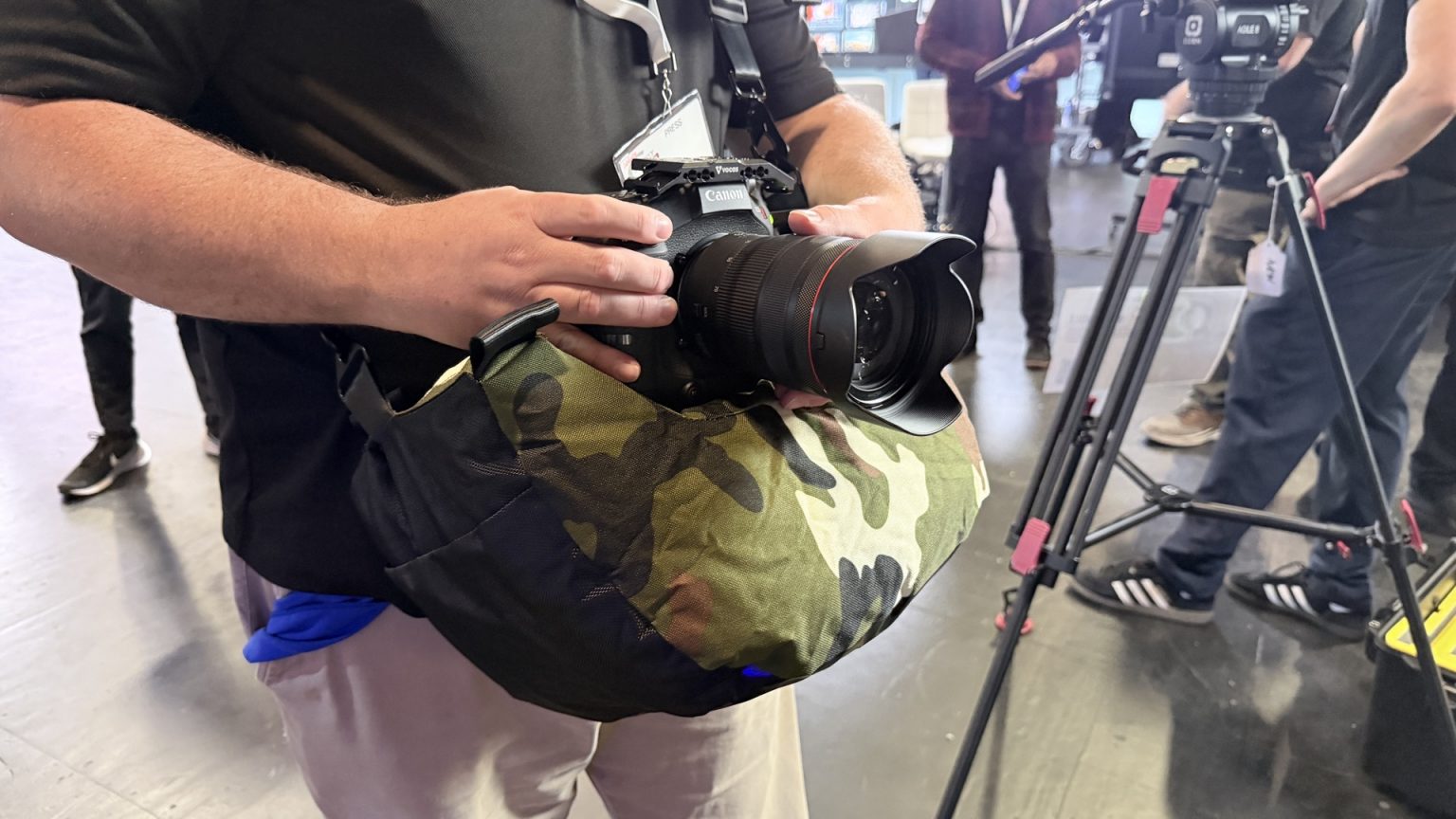 FocusRat Rat Bag Camera Stabilization Bag - Cine Gear 2026 - Newsshooter
