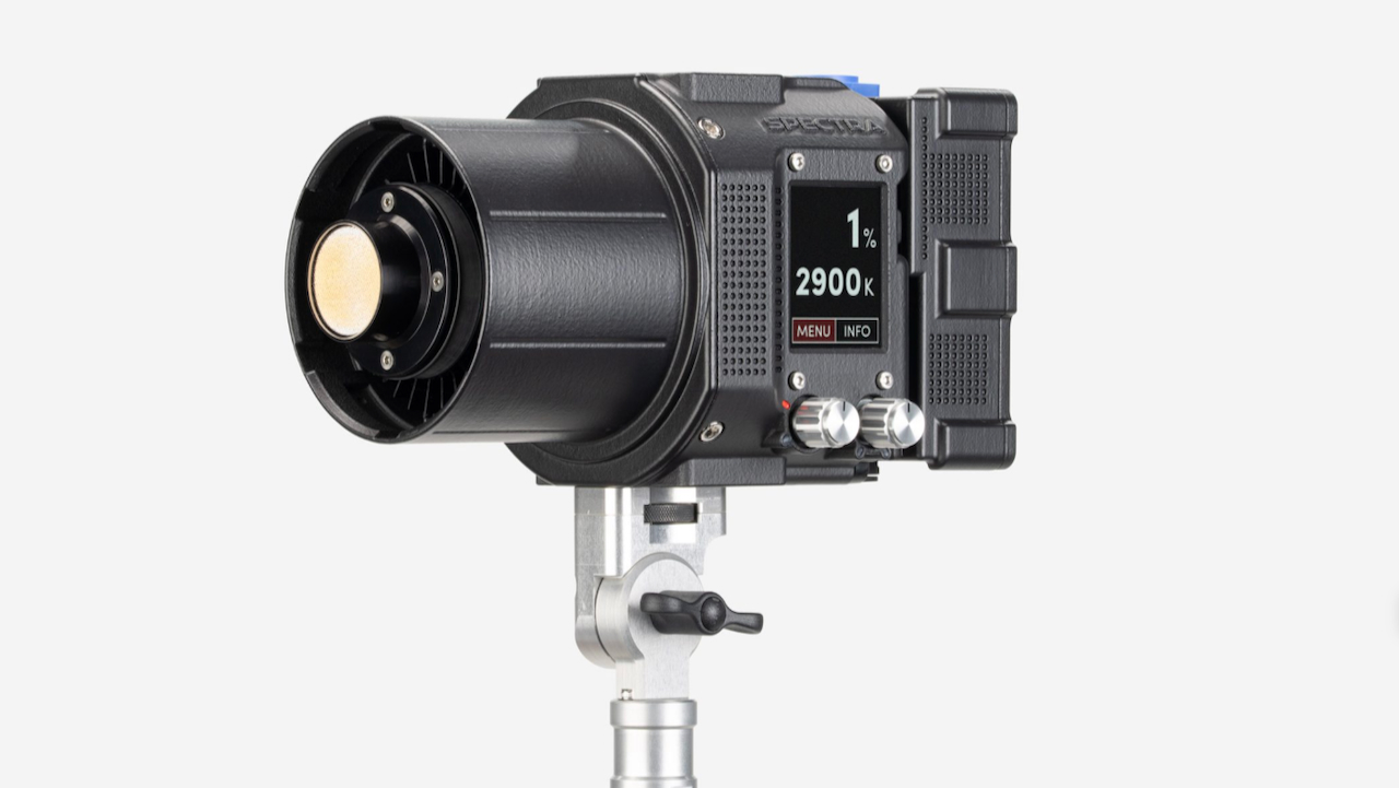 Maxima Spectra - Newsshooter